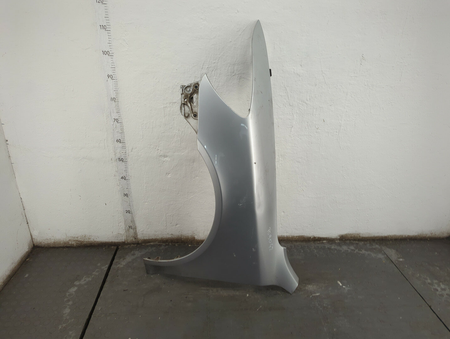 Крыло левое переднее Skoda Octavia (A5) Б/У