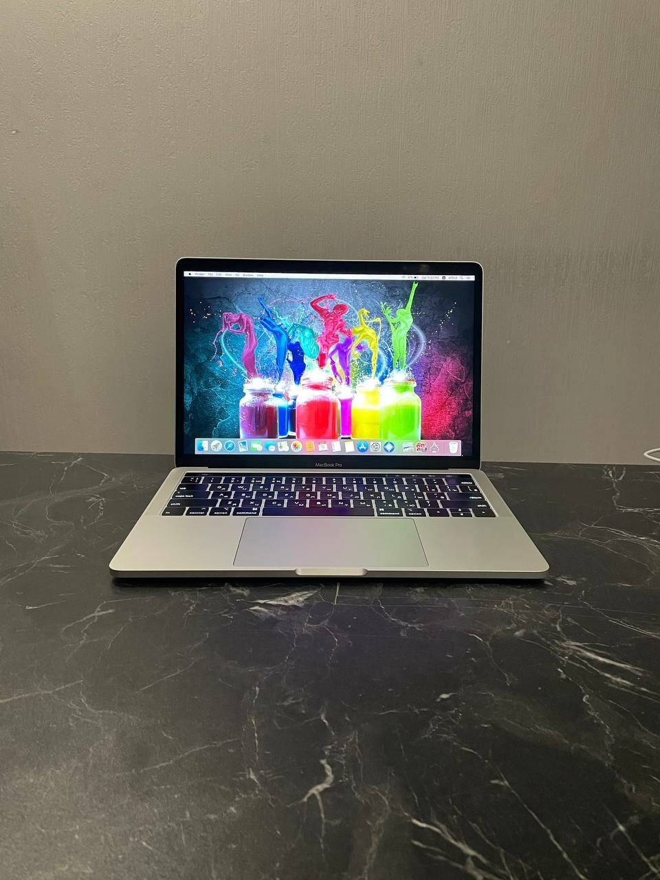 13.3" Ноутбук MacBook Pro 13 2019, Intel Core i7 2.8 ГГц, 16/512 ГБ LPDDR3 2133 МГц, Intel Iris Plus Graphics 655