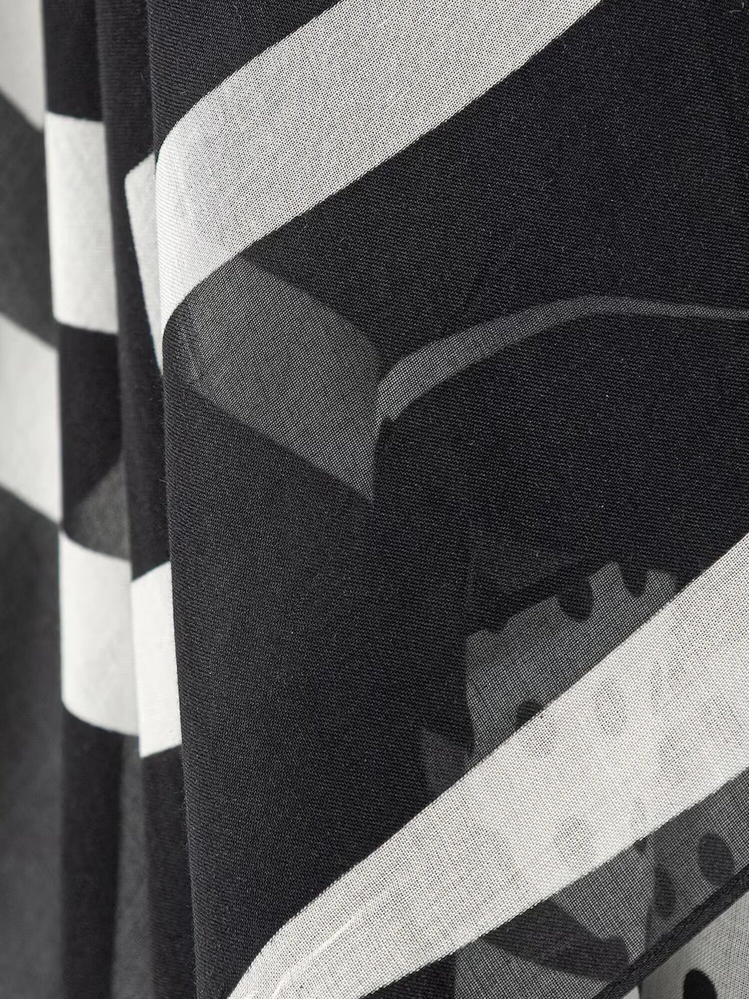 Шарф Karl Lagerfeld Logo-print scarf для девочек — фото 1
