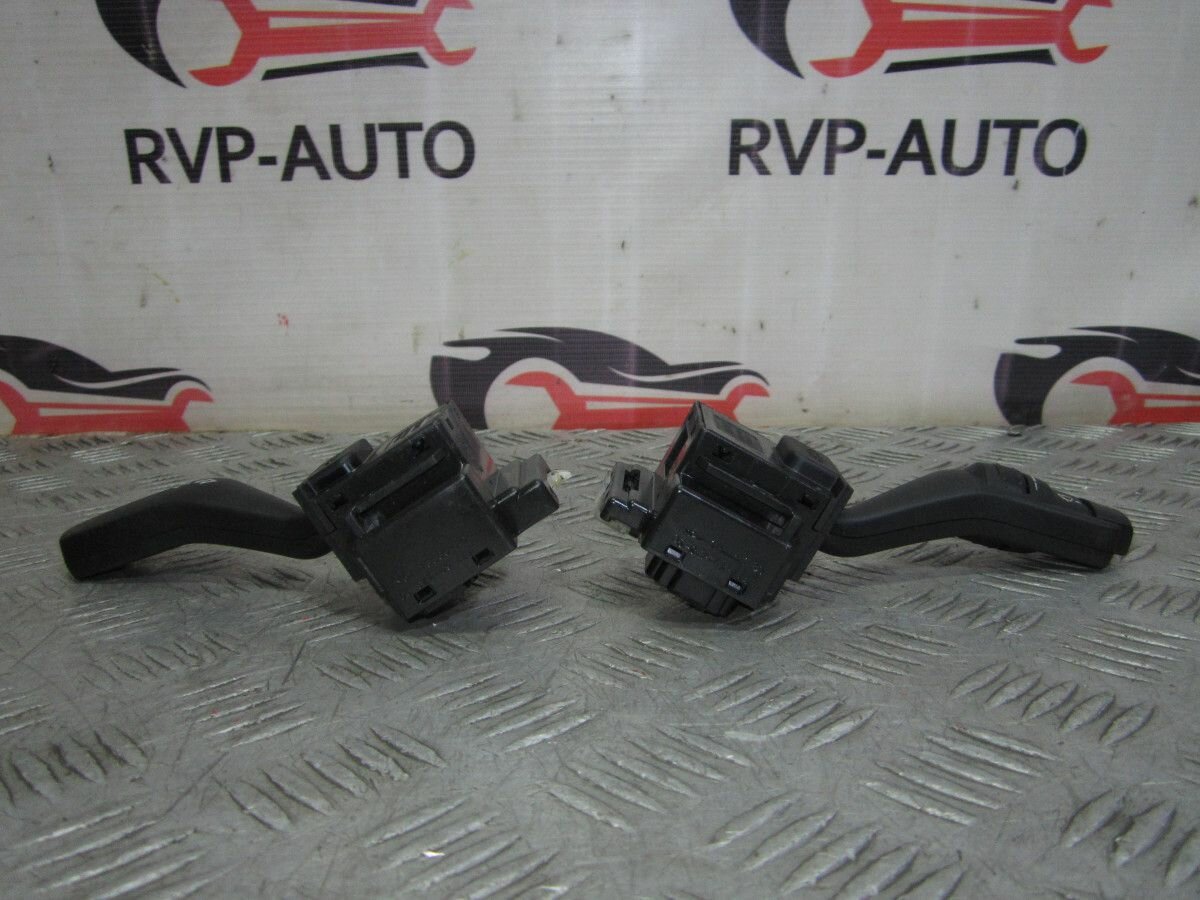 Переключатель подрулевой Ford Focus 2 2005-2008