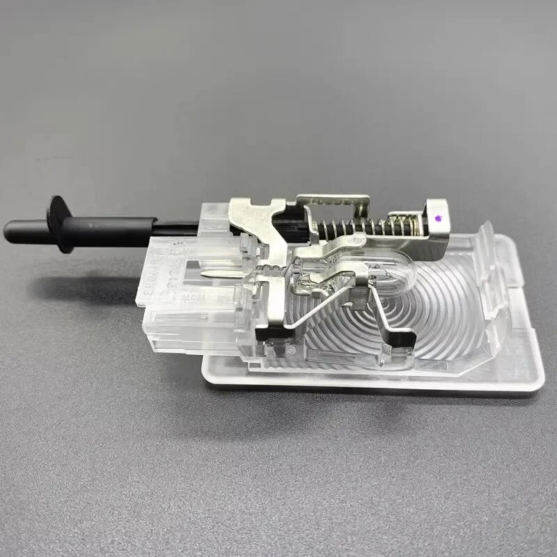 13577963 Подходит для Buick Hideo Cruze New Regal New LaCrosse New GL8S Glove Box Light Storage Box Light Glove Box Light