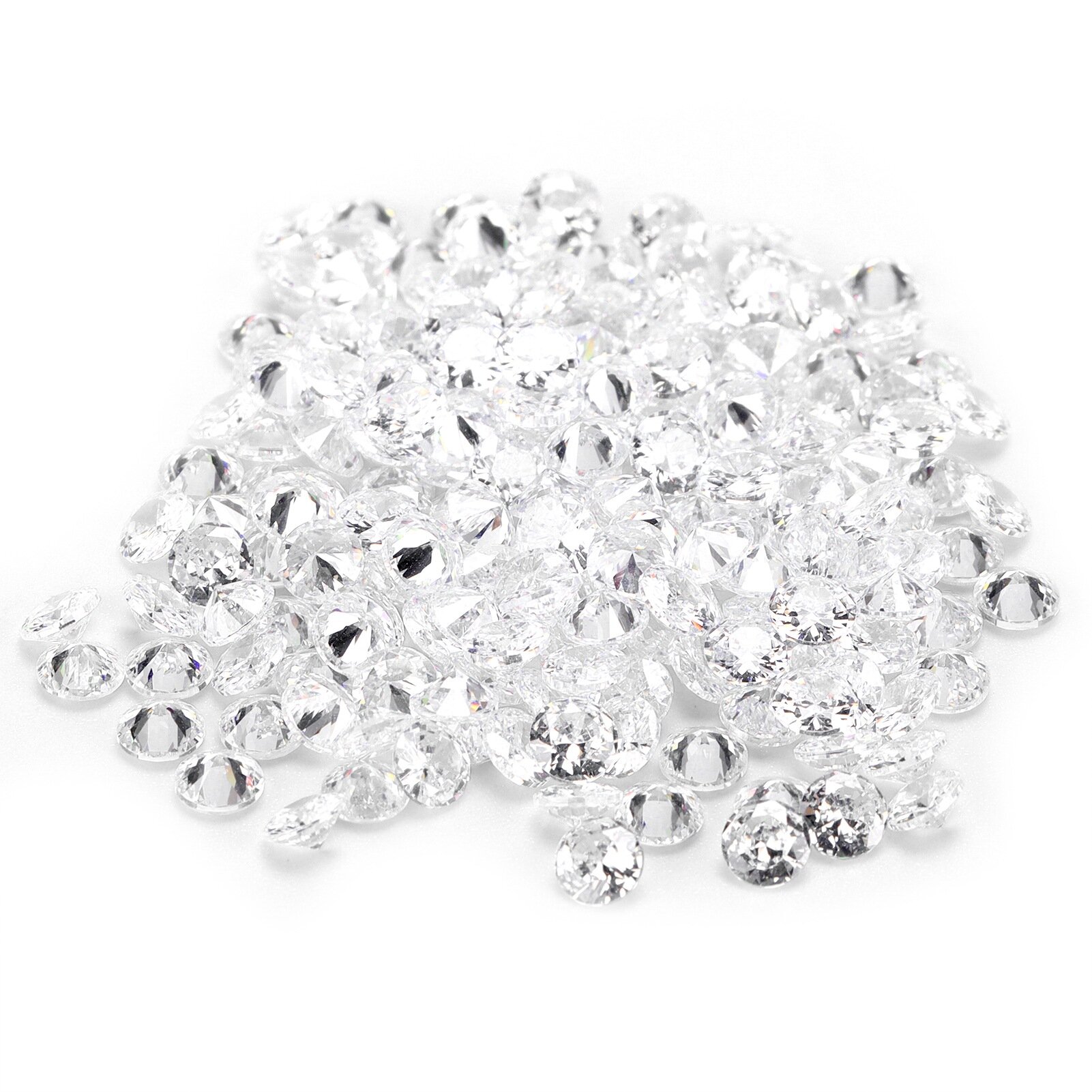 200 искусственных бриллиантов, прозрачные белые, для самостоятельного изготовления ювелирных изделий, украшений, подарков.