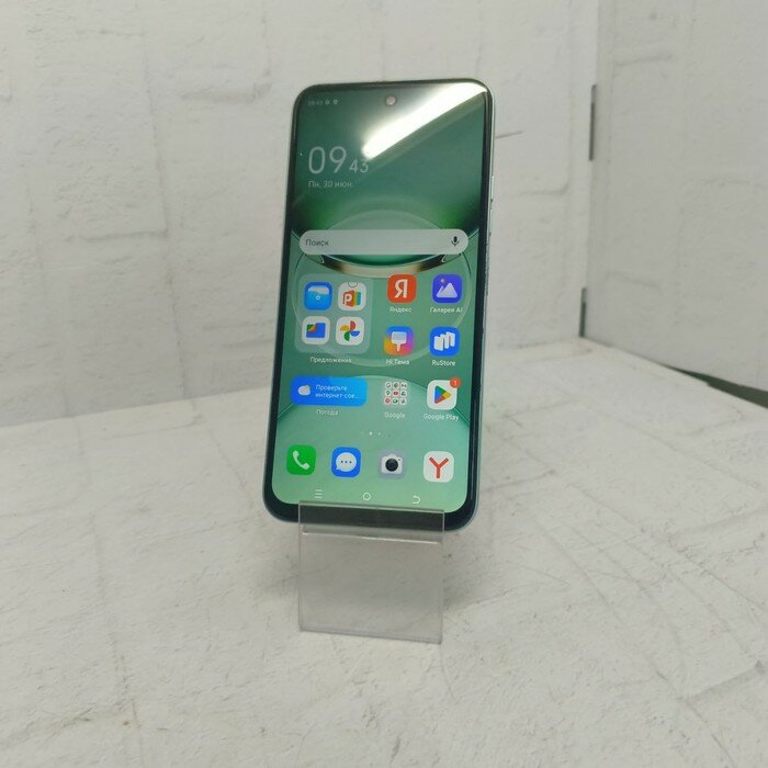 Смартфон Tecno SPARK 30C 4/128 Зелeный