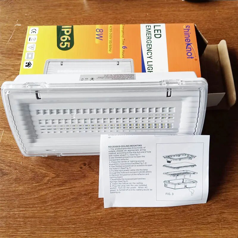 Трехстойкий аварийный светильник IP65, высококачественная литиевая батарея большой емкости 2*18650, обеспечивает 450 минут аварийного освещения