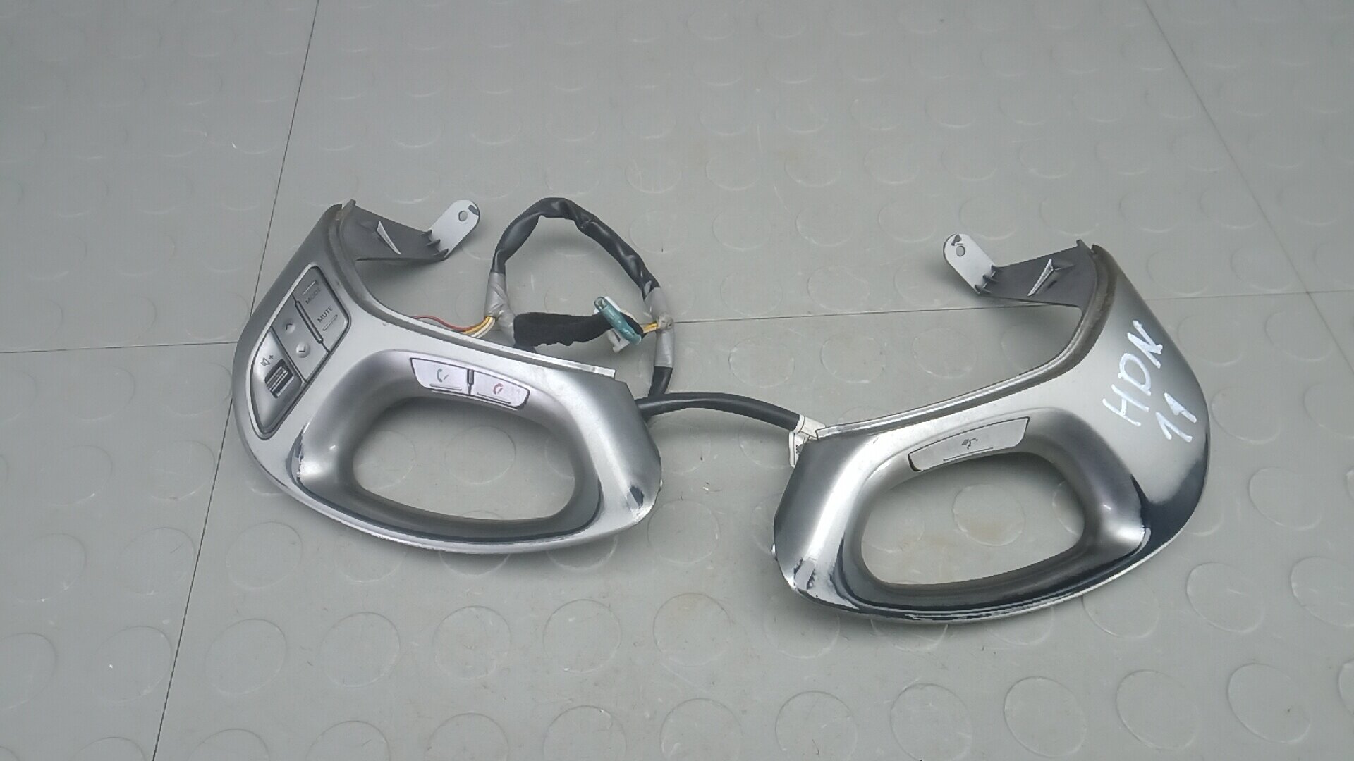 Кнопки руля HYUNDAI IX35 1, Номер 967002S300SAS, 967002S500SAS