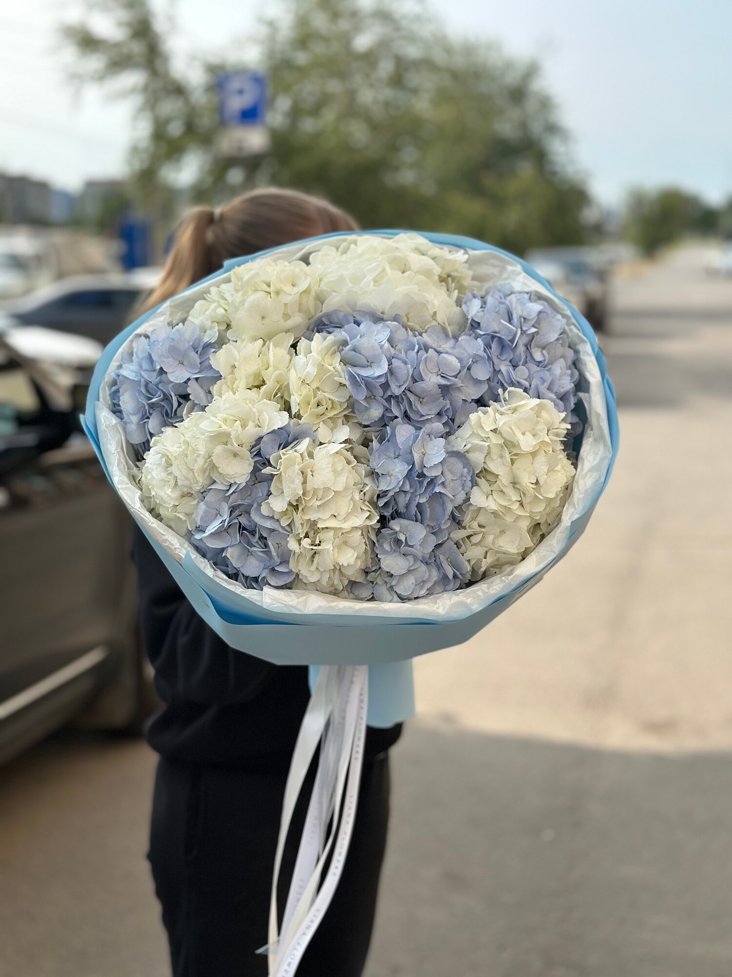 Монобукет Liana Flowers "Нежный", гортензия, для особых моментов, аромат, 11 шт