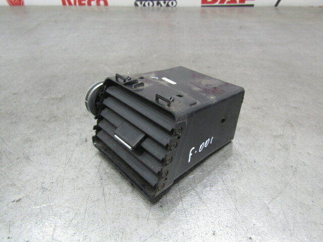 Дефлектор воздушный панели приборов FAW J7