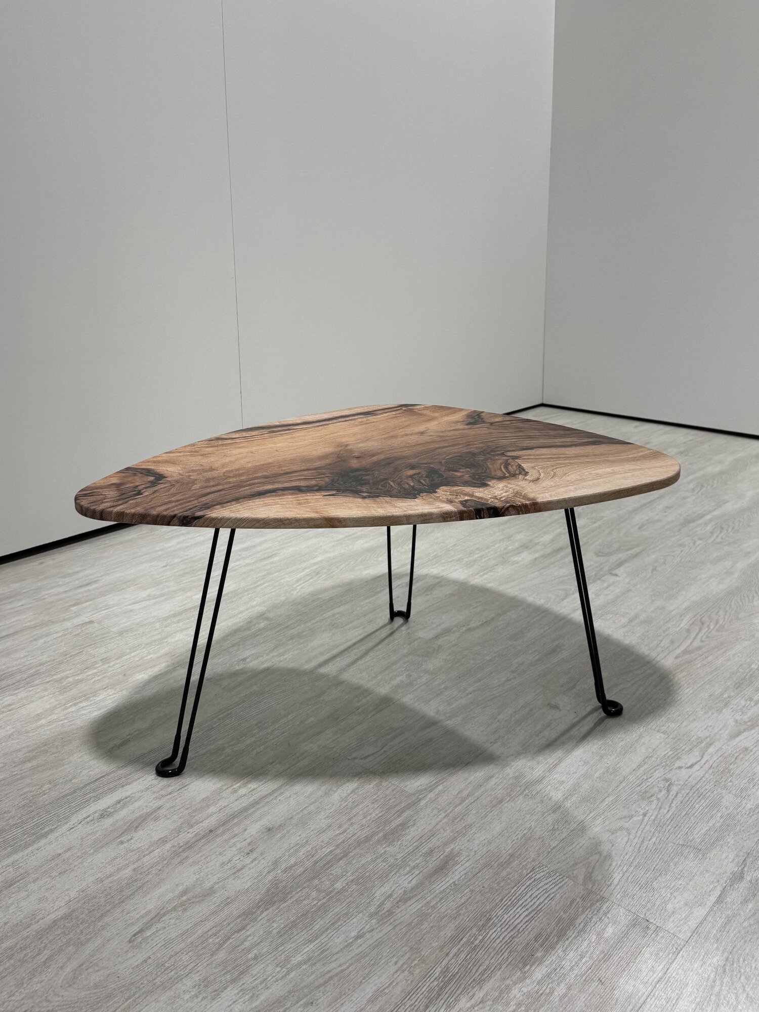 Стол журнальный медиатор дизайнерский лофт THETABLE•RU 89х66 12.5/9.1-3