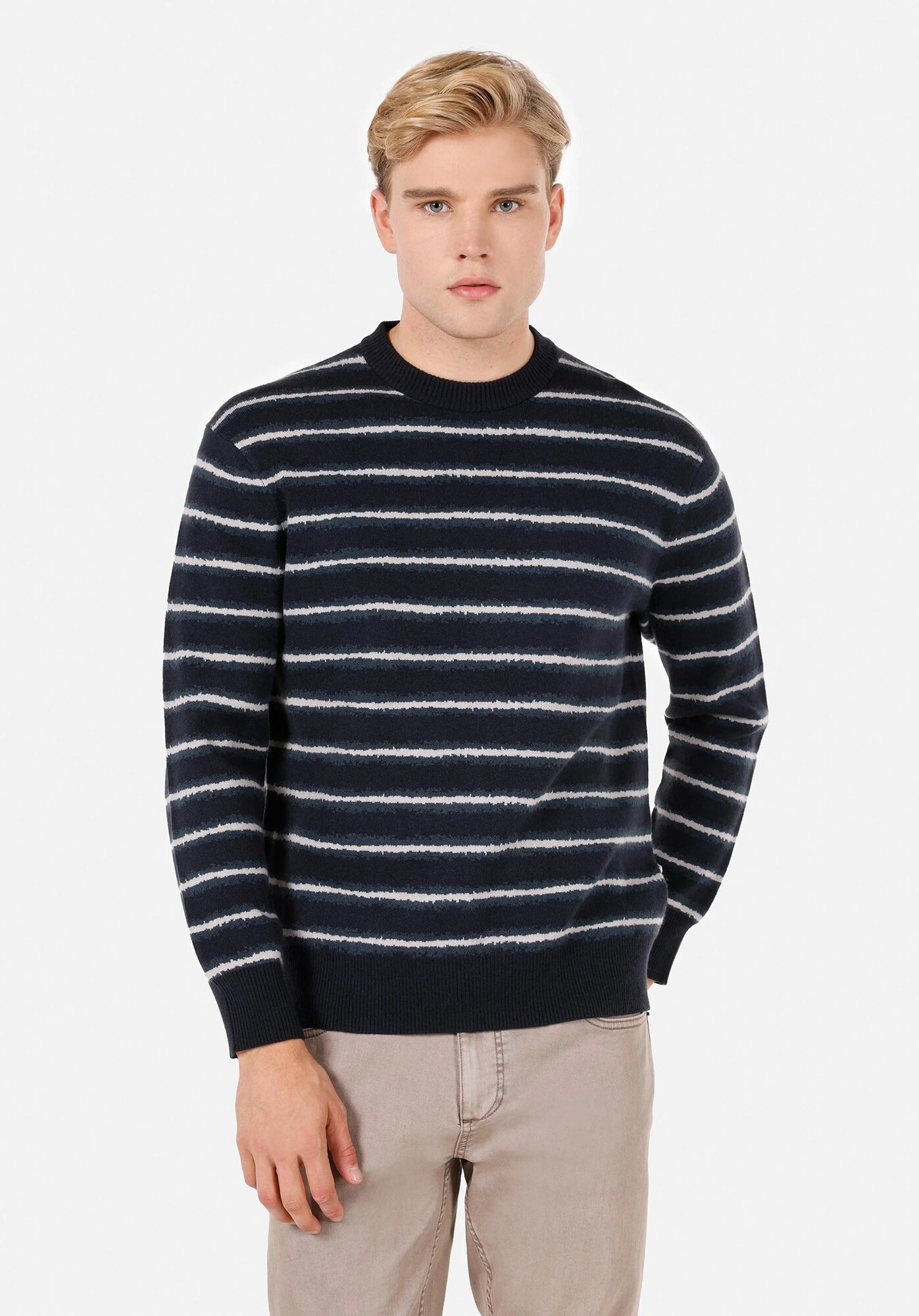 Свитер Regular Fit