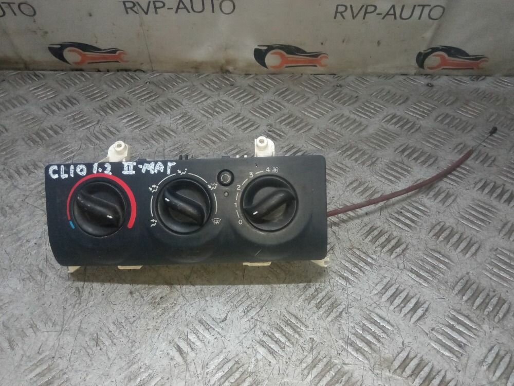Блок управления отопителем Renault Clio 2 7701051261
