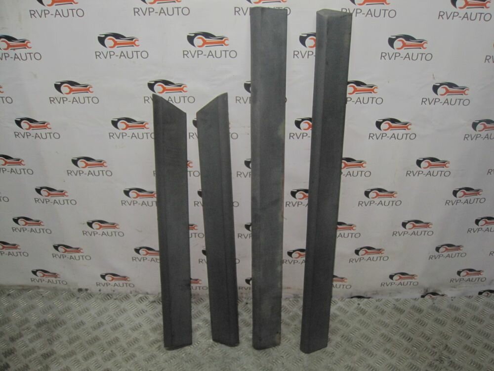 Молдинг двери Volkswagen Passat B3