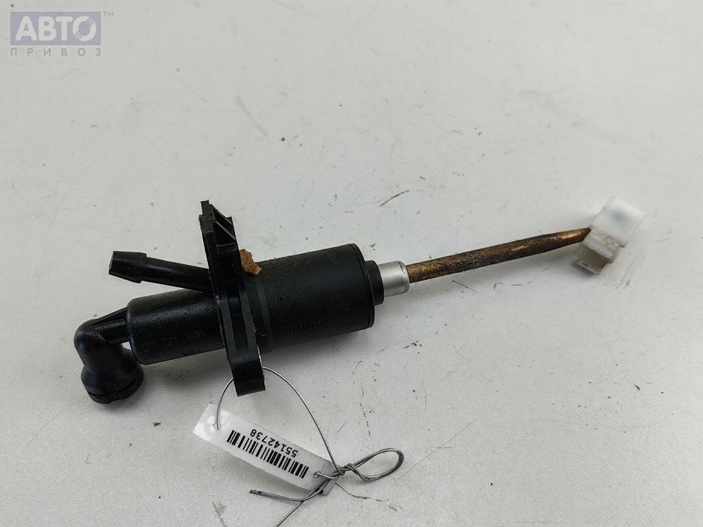 Цилиндр сцепления главный Volkswagen Golf-4