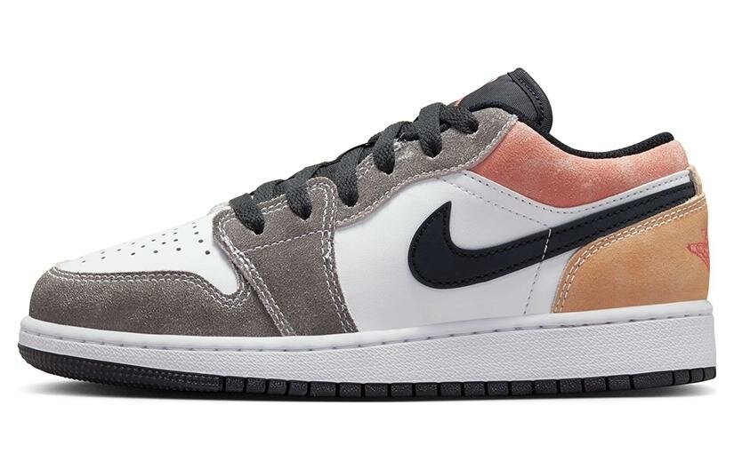 Кроссовки Air Jordan 1 Low SE Flight Club