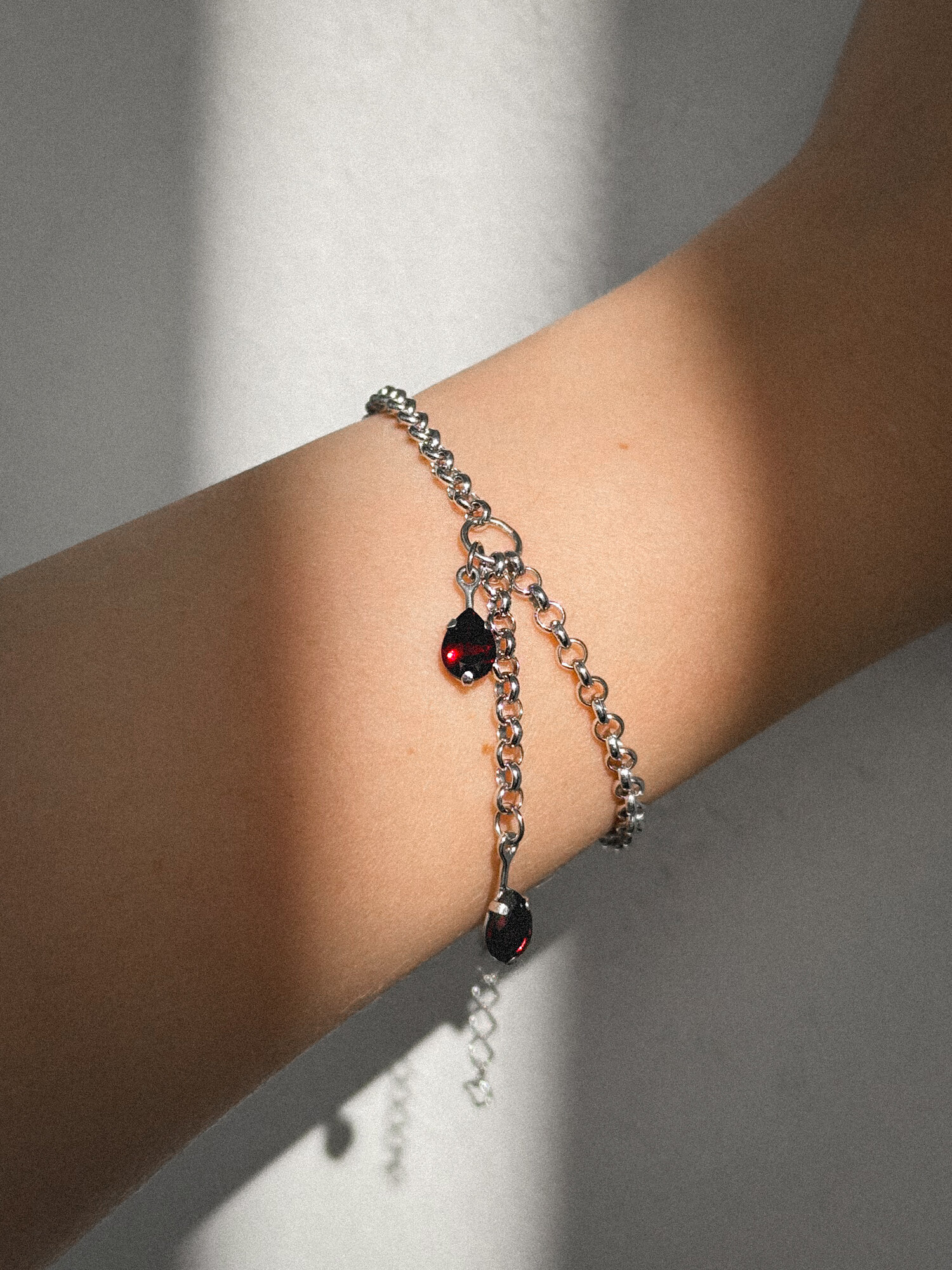 Браслет-цепочка, серебро, 925 проба, гранат