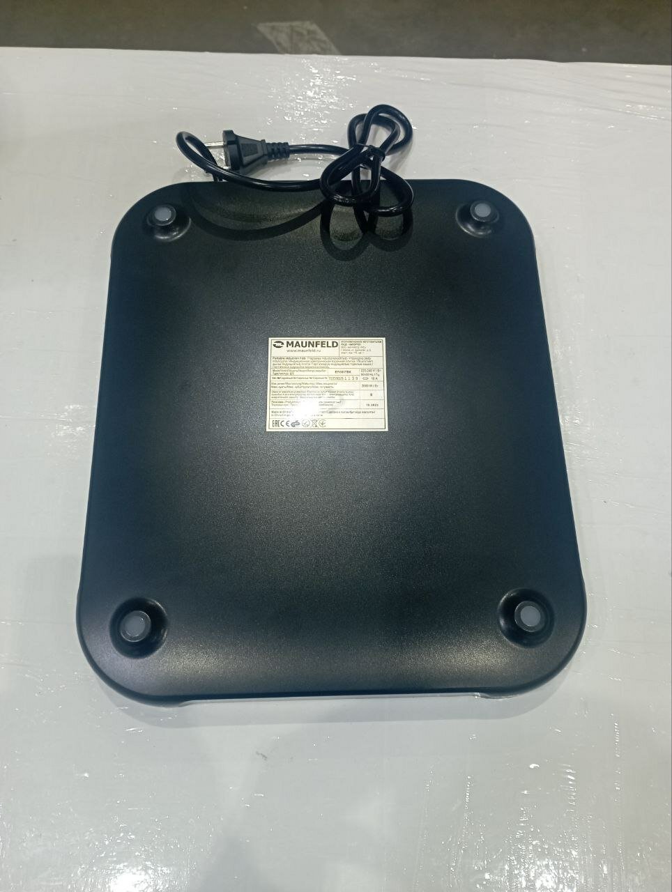 Индукционная плитка MAUNFELD EFI301TBK