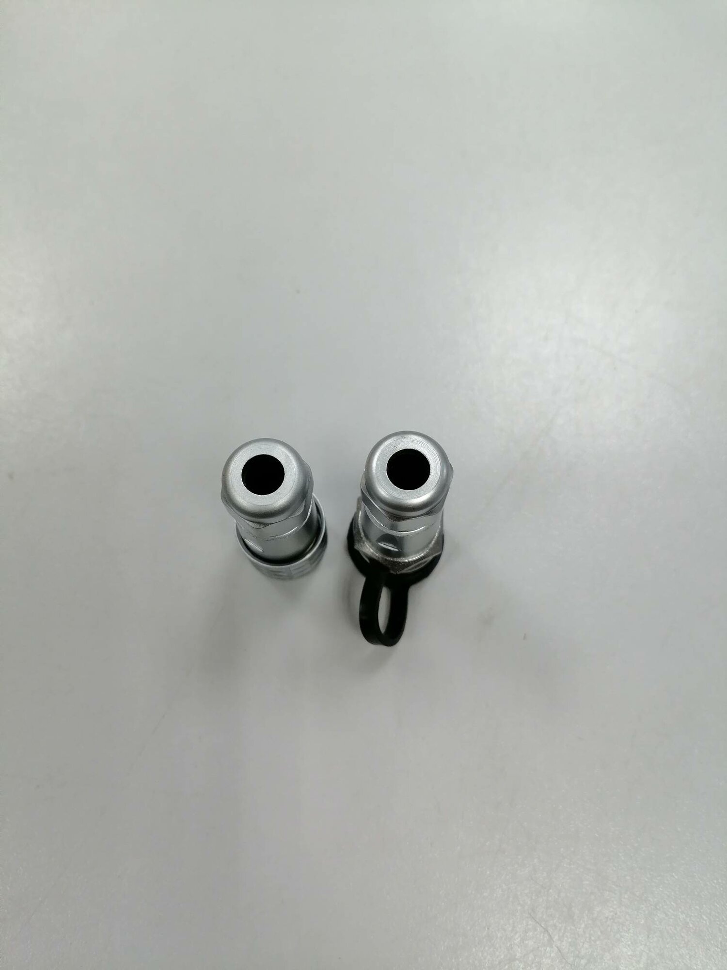 Разъем металлический герметичный два контакта SR12-10/MF2P кабель-кабель