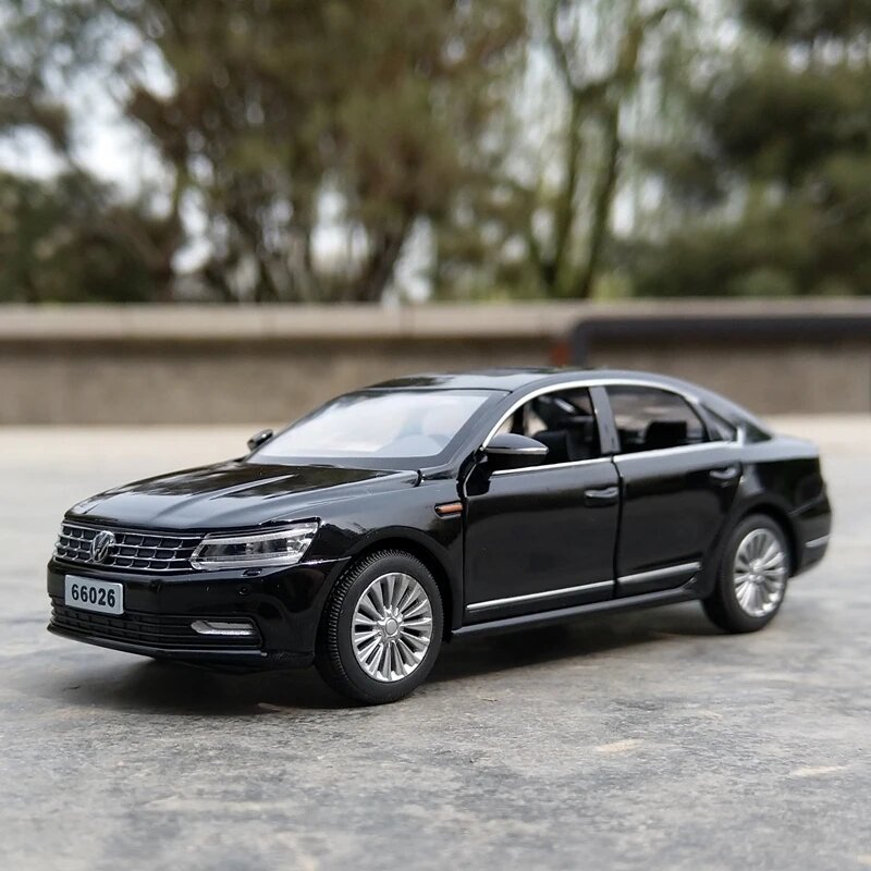 1:32 VW Passat, сплав, брикет, искусственная игрушка, коллекция моделей автомобилей, детские игрушечные автомобили, подарок, Черный