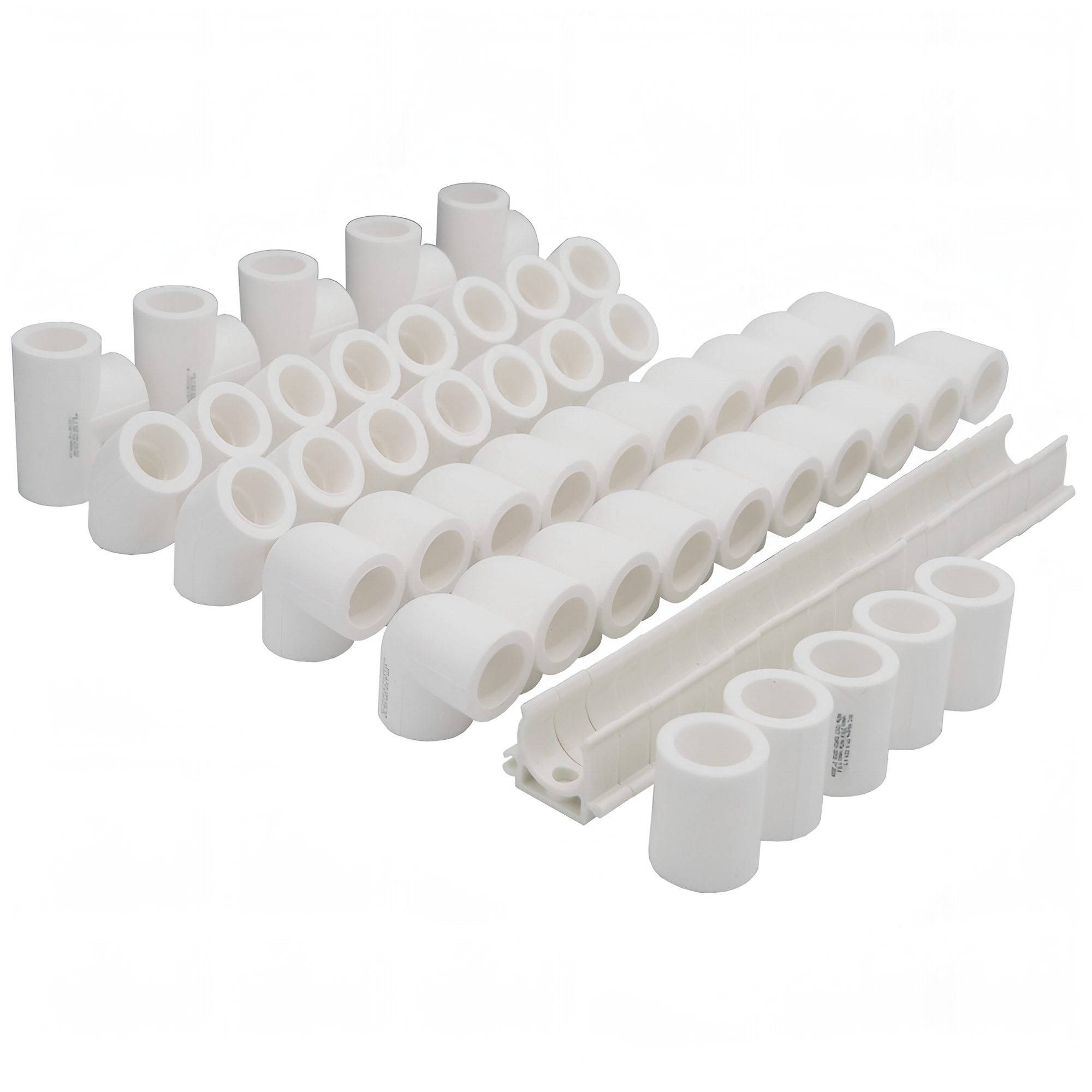 Набор полипропиленовых фитингов для трубы диаметром 20 мм. В комплекте 65 элементов