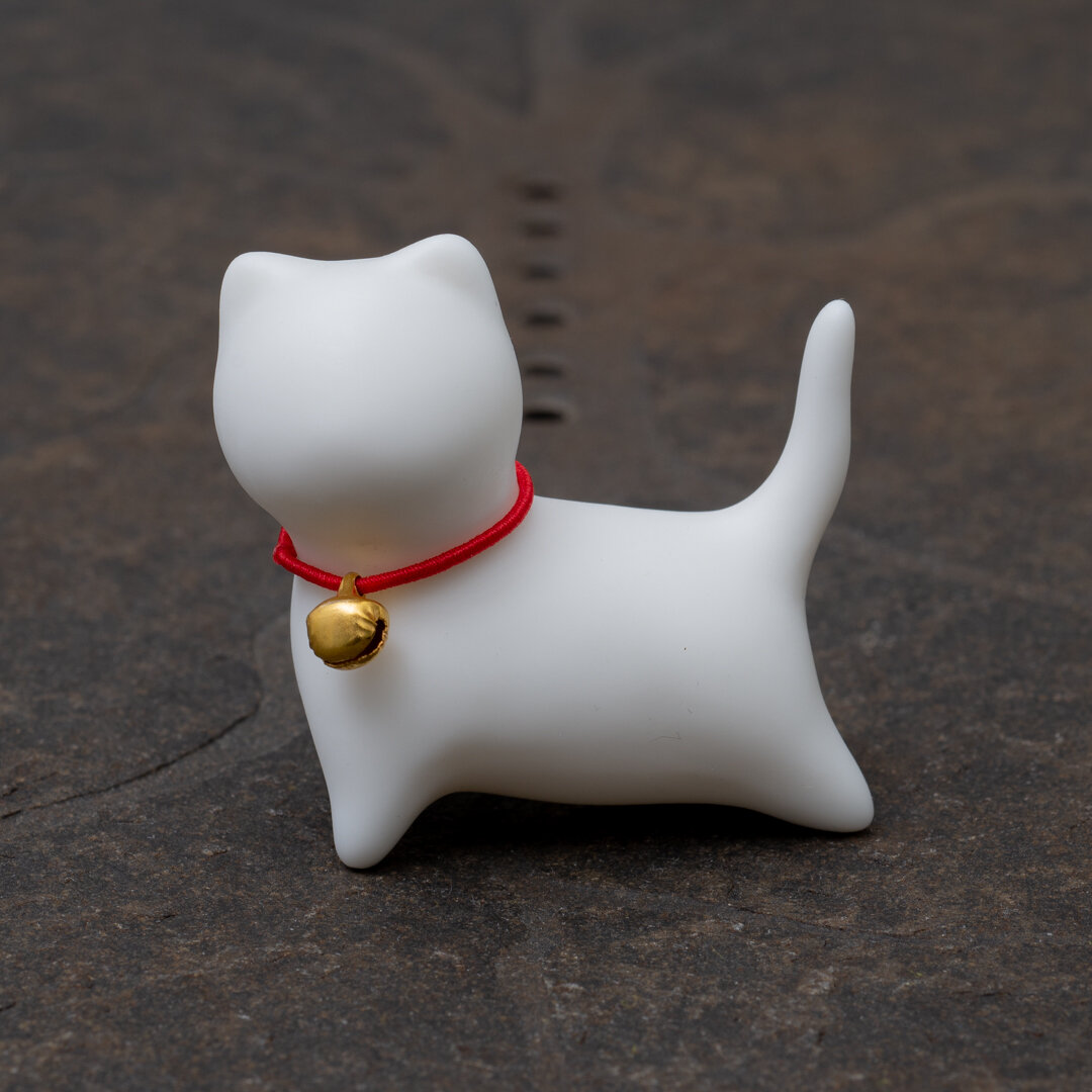 Фарфоровая фигурка "Кошка", матовая