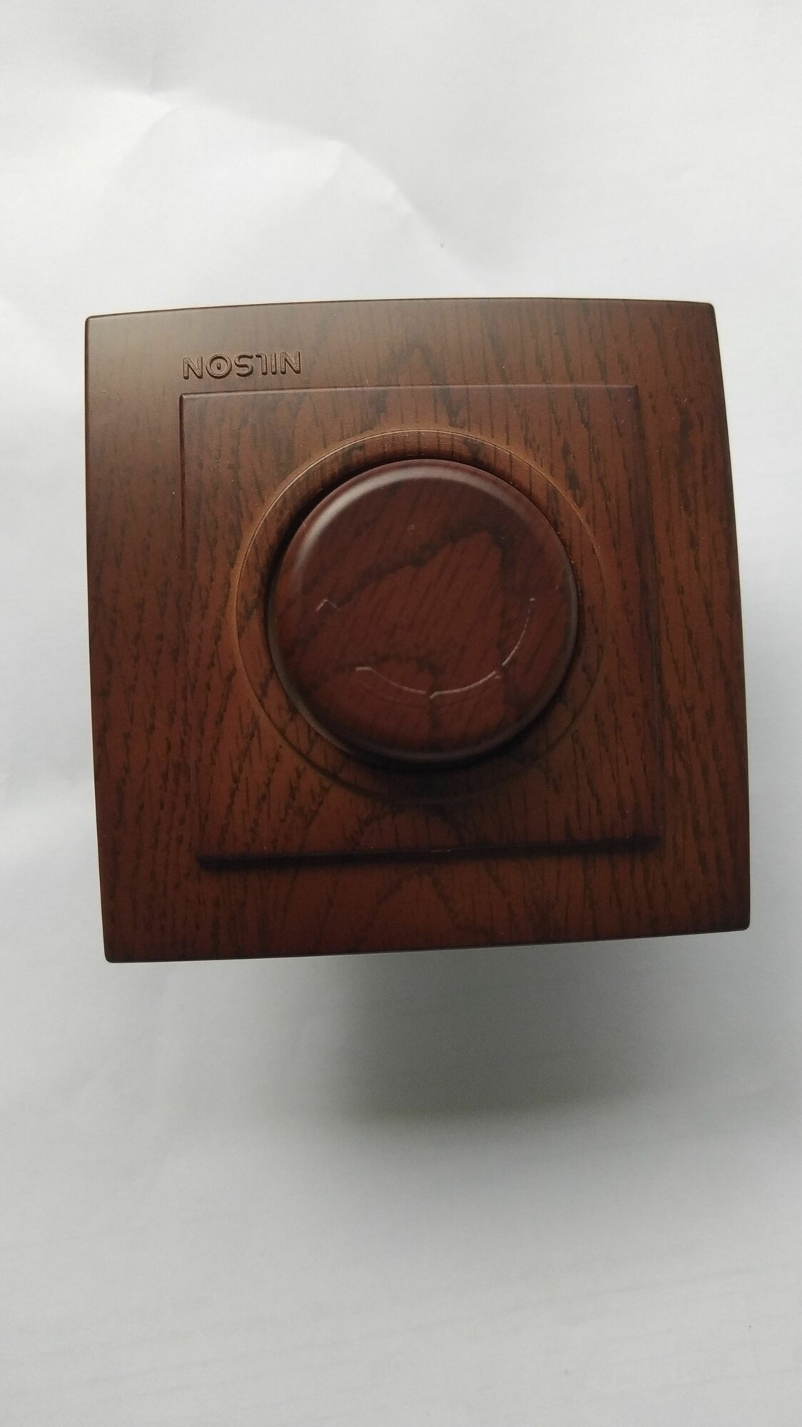 Диммер NILSON светорегулятор 600W поворотный (под орех)