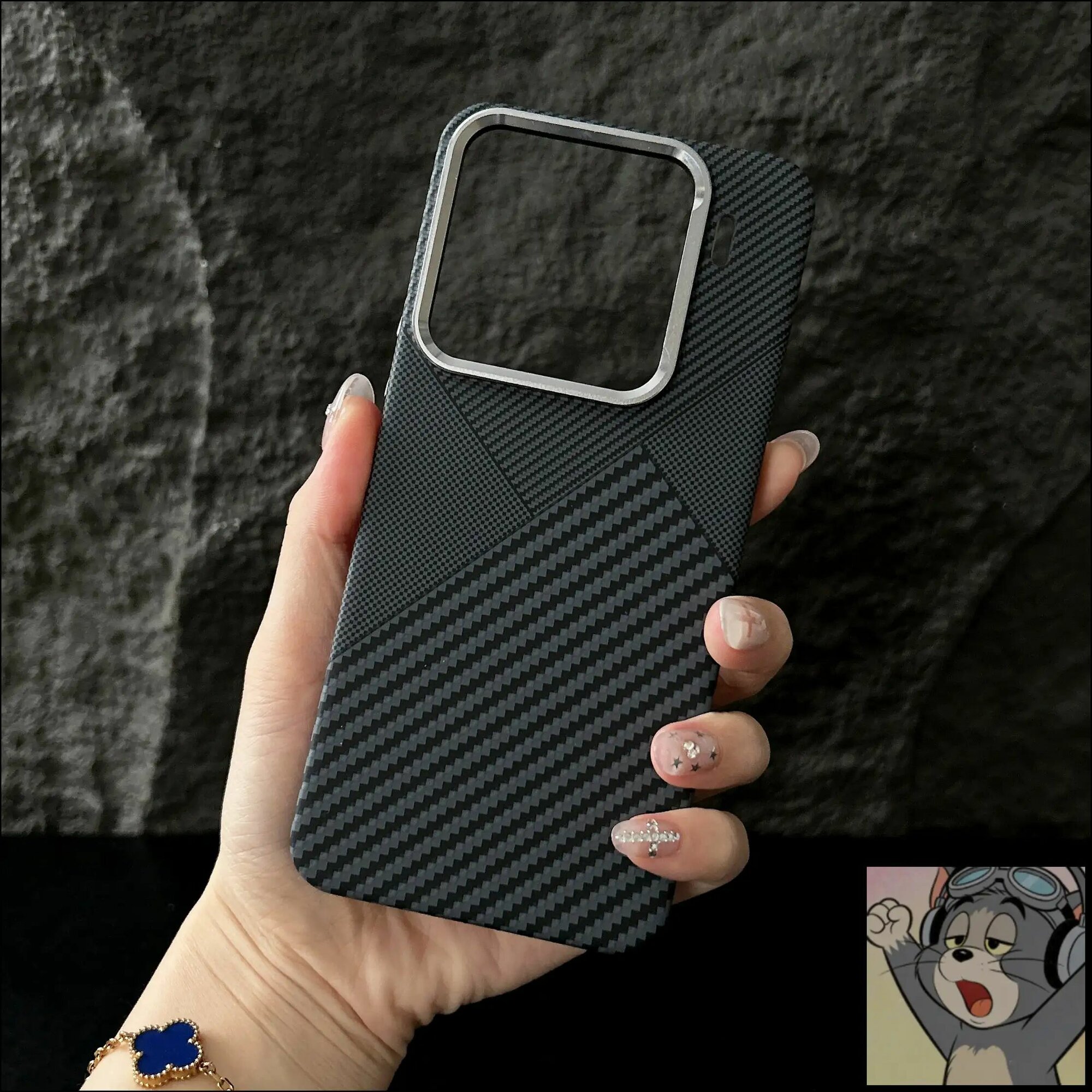 Чехол для Xiaomi 14 6.36 дюйма, карбоновая текстура, MagSafe, ультратонкий защитный кейс темно-серого цвета