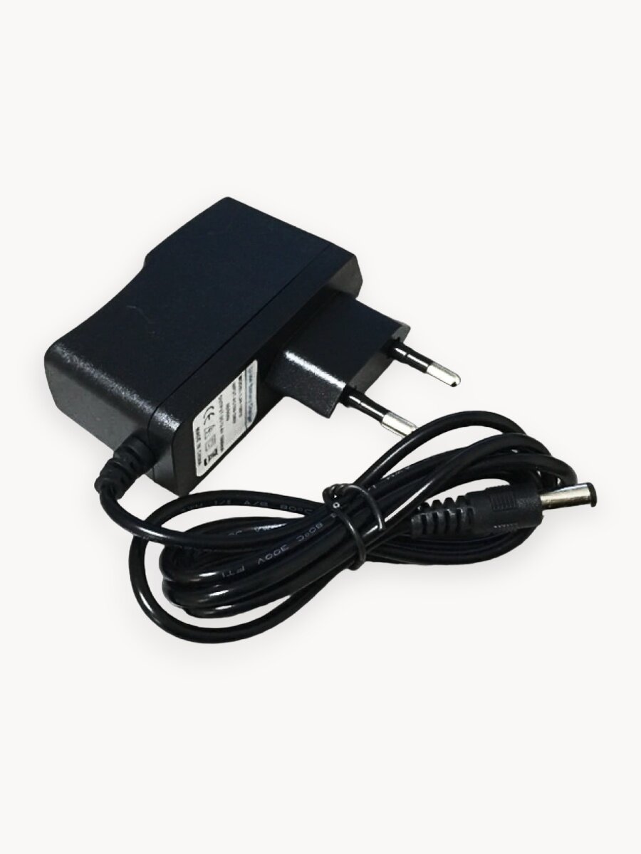 Универсальное зарядное устройство для лазерного уровня без индикации