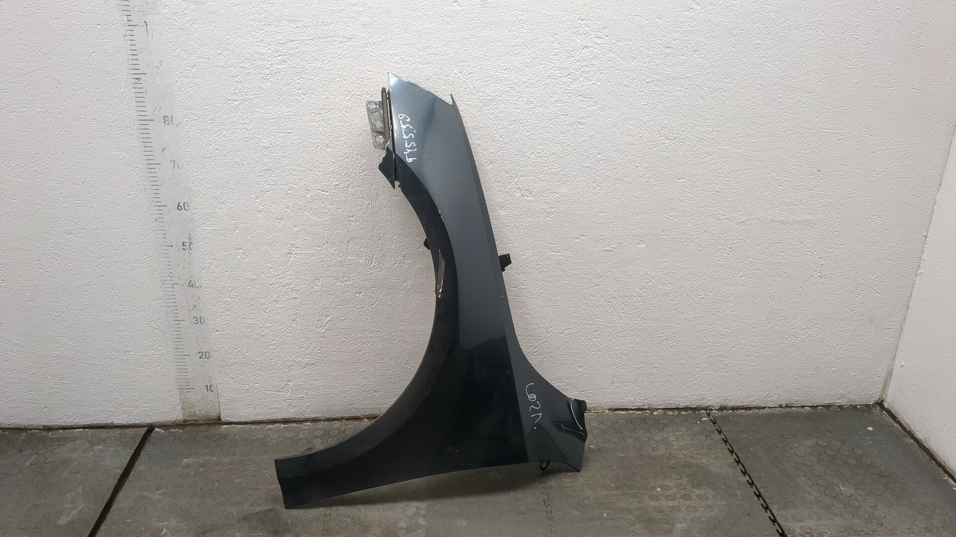Крыло левое переднее Skoda Octavia (A7) Б/У