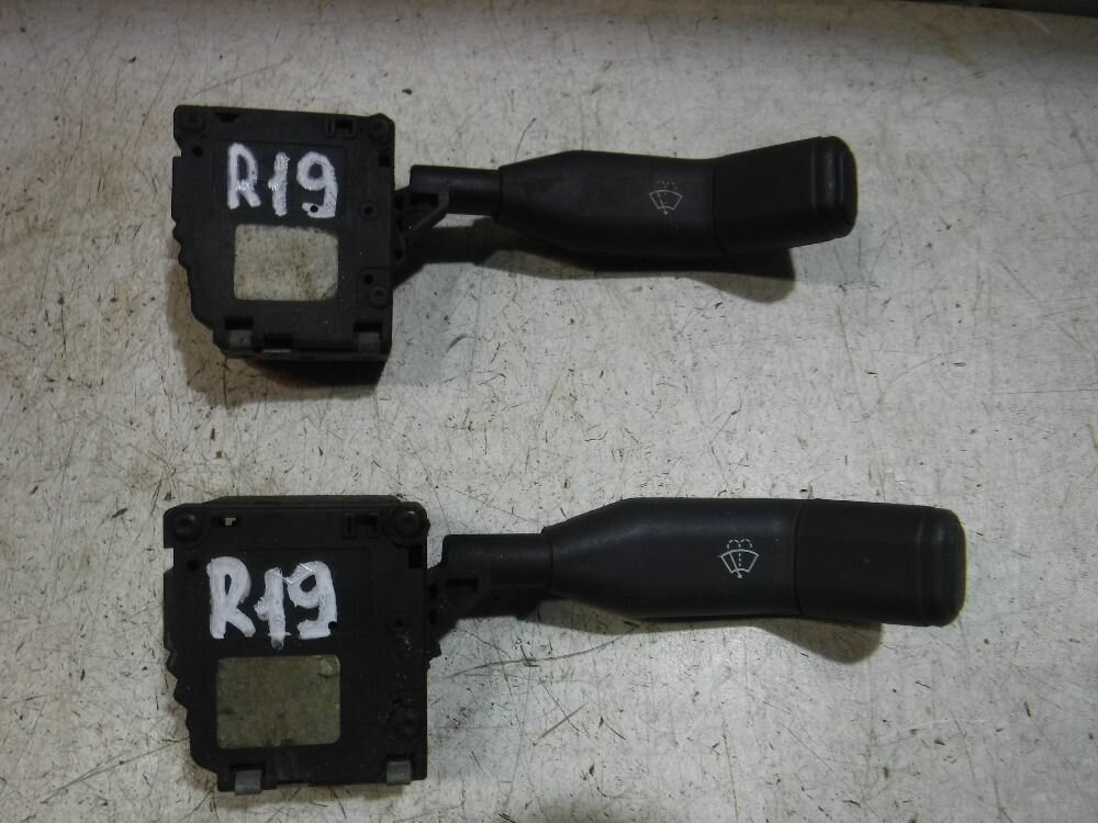 Подрулевой переключатель Renault R19 7700826604