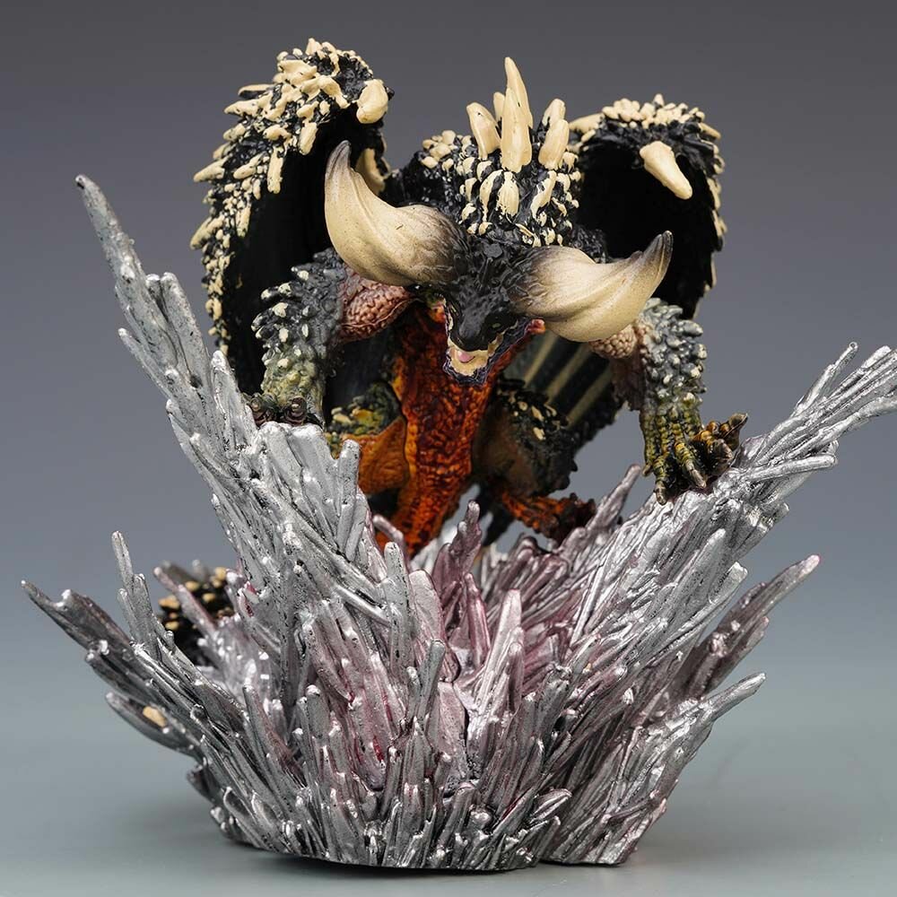 Monster Hunter/Охотник на монстров/Nergigante Фигурка,12 см
