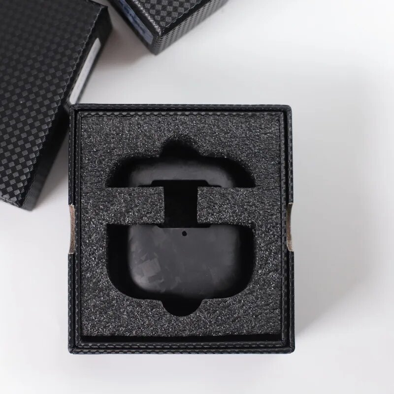 Чехол AoneCheer для AirPods Pro 3, черный матовый Forged