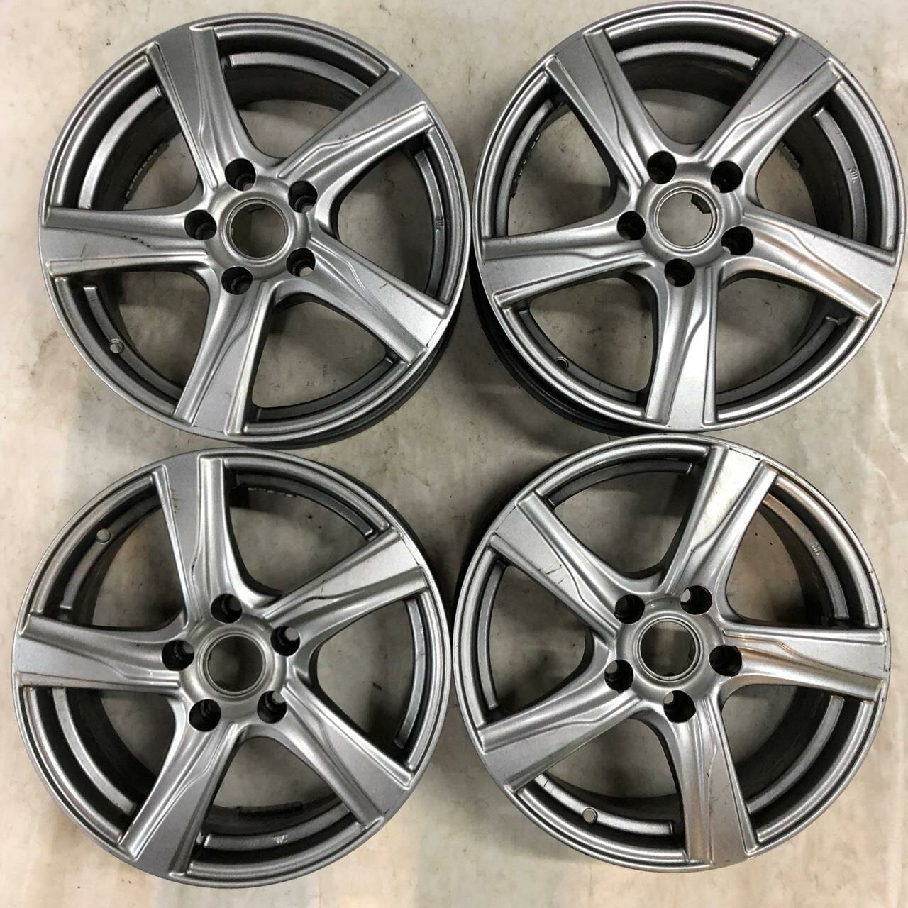 Колесные диски Replica 16x7 PCD 5x114.3 D66.1 ET35 (Реплика)