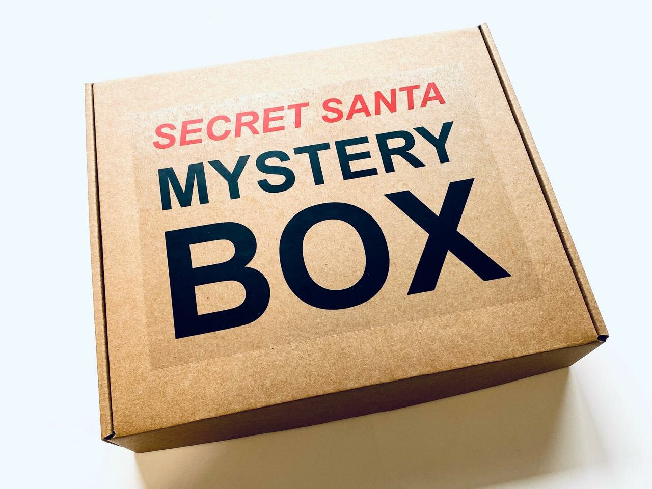 Новогодний Mystery Box (Secret Santa) - коробка с сюрпризом для себя, друзей или коллег (минимум 5 предметов)