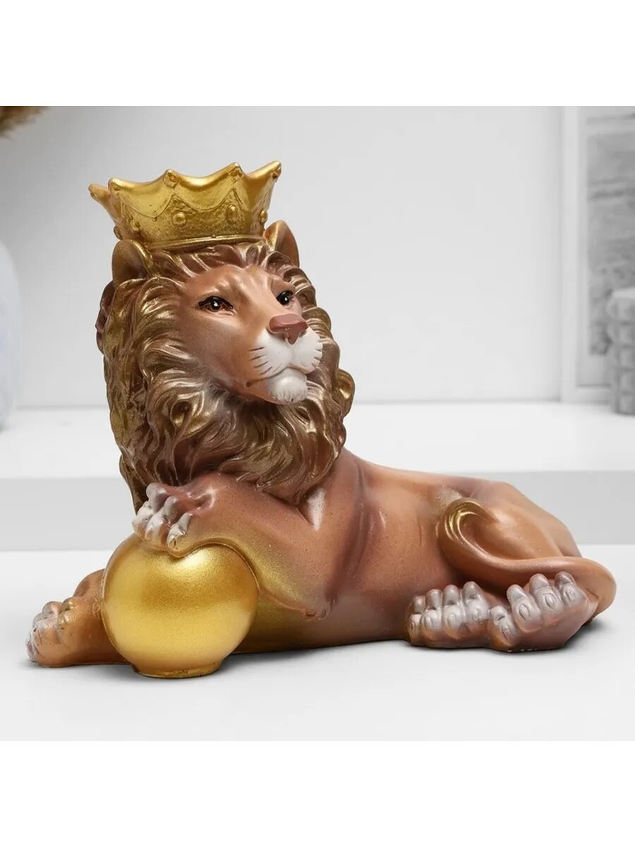 Стильная копилка с левом и короной – 19 см