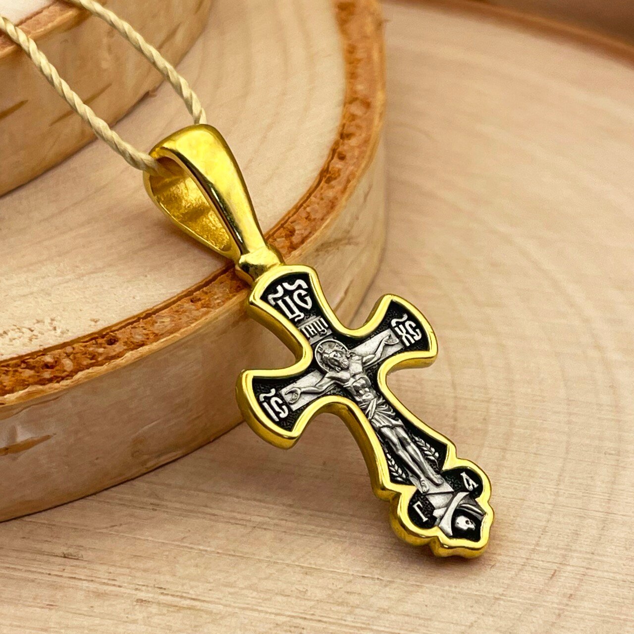 Крестик Русские Мастерские, серебро, 925 проба, чернение, золочение, оксидирование