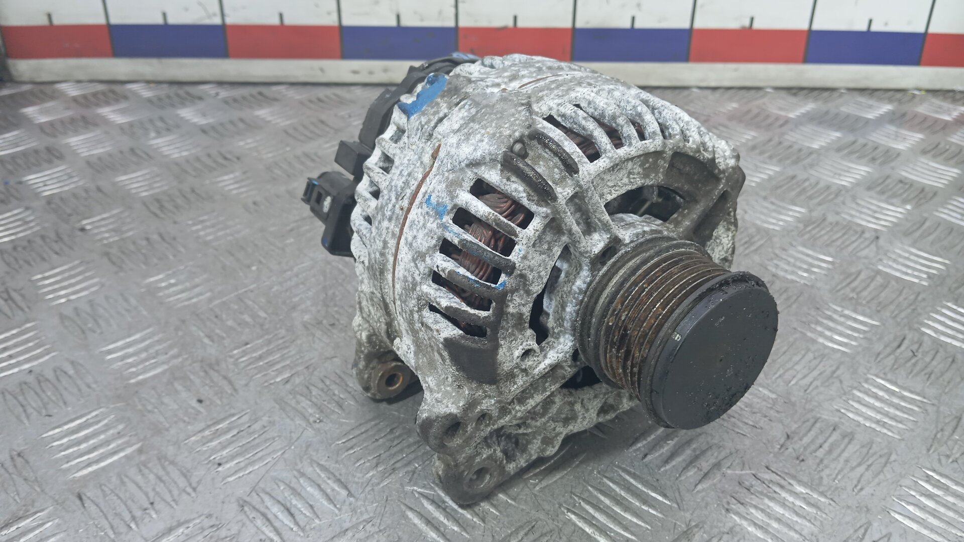 Генератор дизельный VOLKSWAGEN JETTA 5, Номер 06F903023F