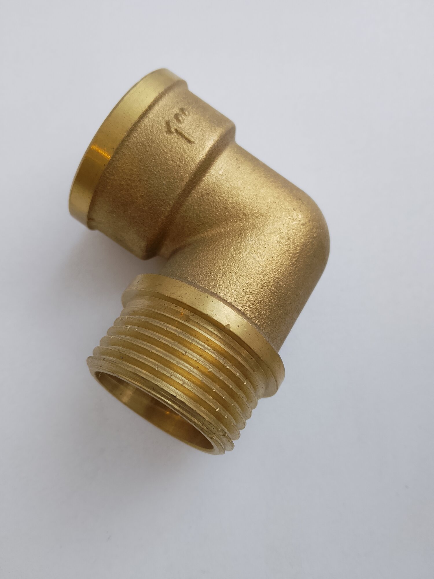 Уголок латунь MILLENNIUM "1" внутр./ наружн.