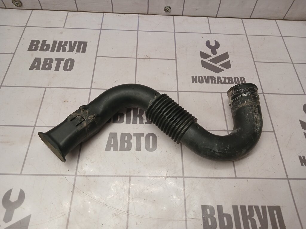 Патрубок воздушного фильтра Renault Logan 2 14-18