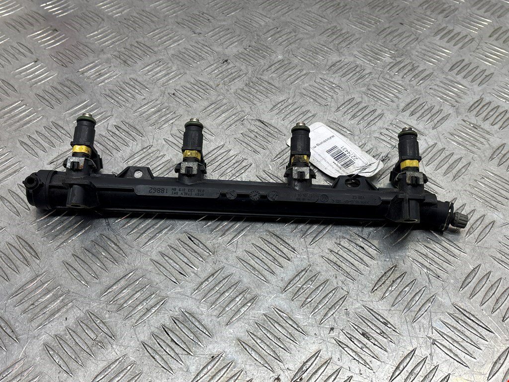 Форсунка бензиновая электрическая Volkswagen Polo 5 036906031AG арт. 2274431