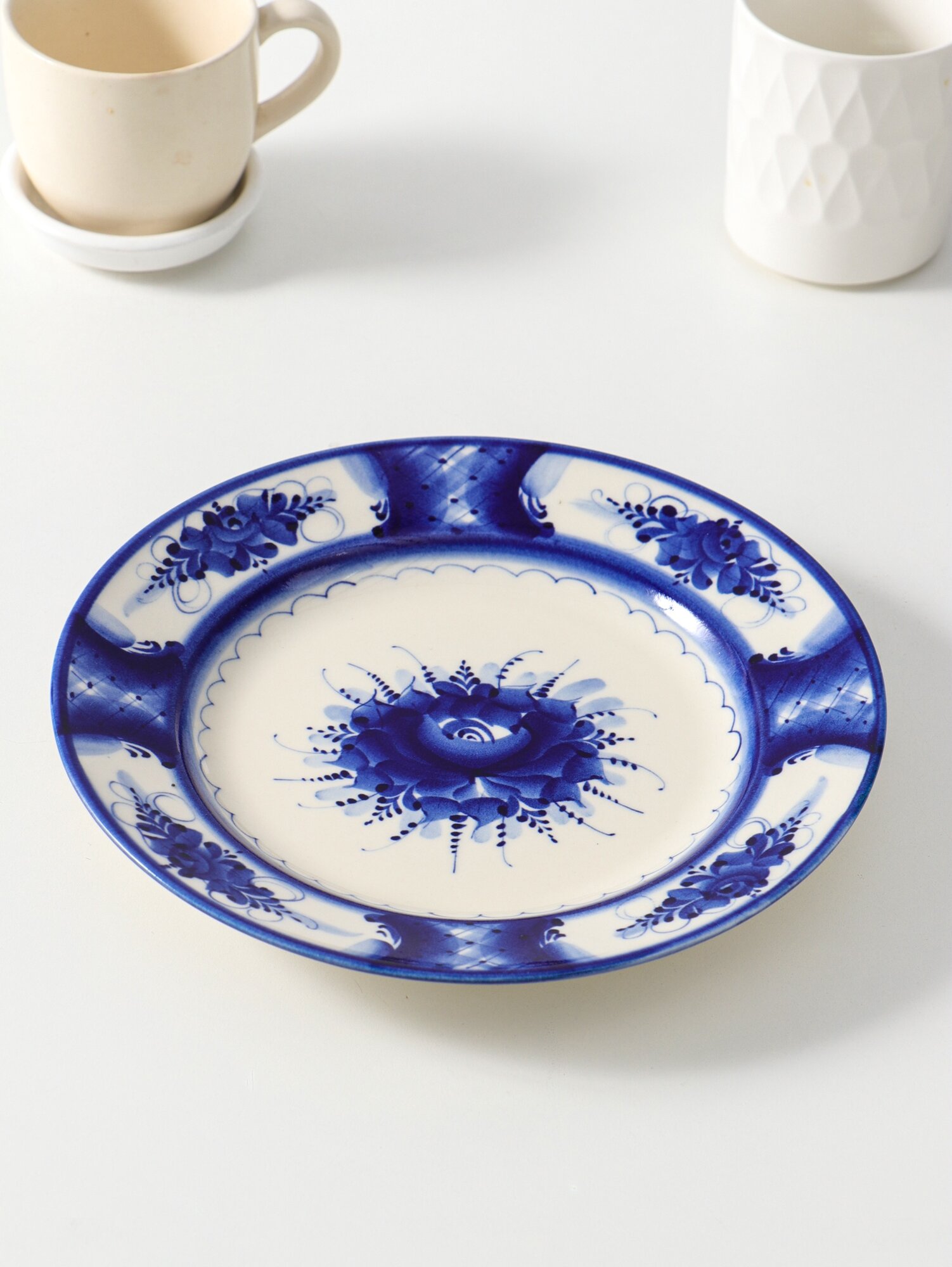 Тарелка плоская под второе "Цветы" диаметр 24 см, фарфор гжель