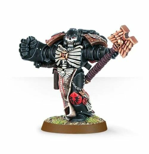 Chaplain Powerfist. С подставкой. Warhammer 40.000