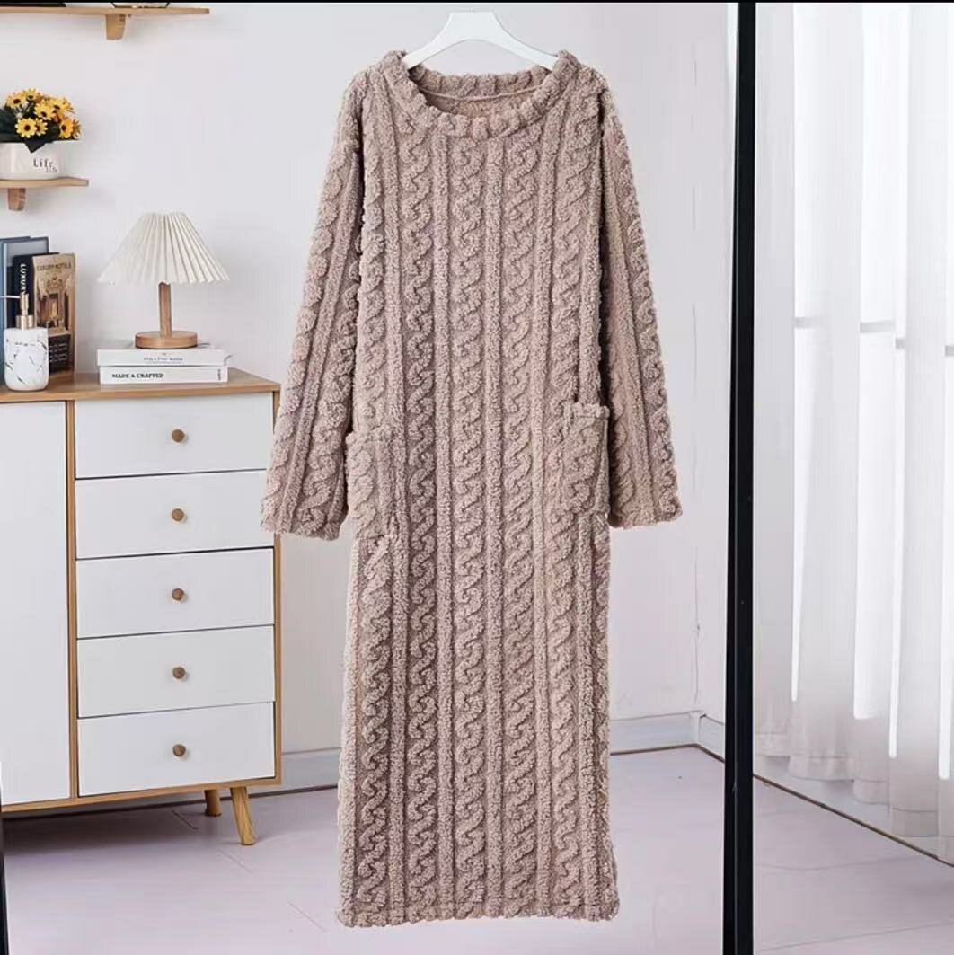 Новая утепленная осенне-зимняя длинная ночная рубашка, женская пижама, защищающая от холода, милый длинный халат с длинными рукавами и свободным кроем, а также юбка для ванной.
