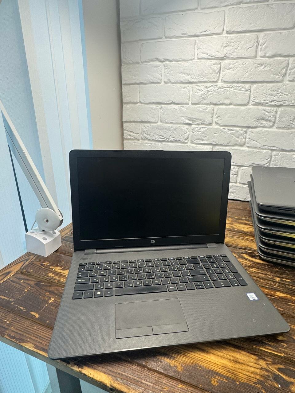 Ноутбук HP 250 G6 [33] Intel Core i3-7020U 2.30Ghz, RAM 4 gb, SSD 128 gb, серый, win10