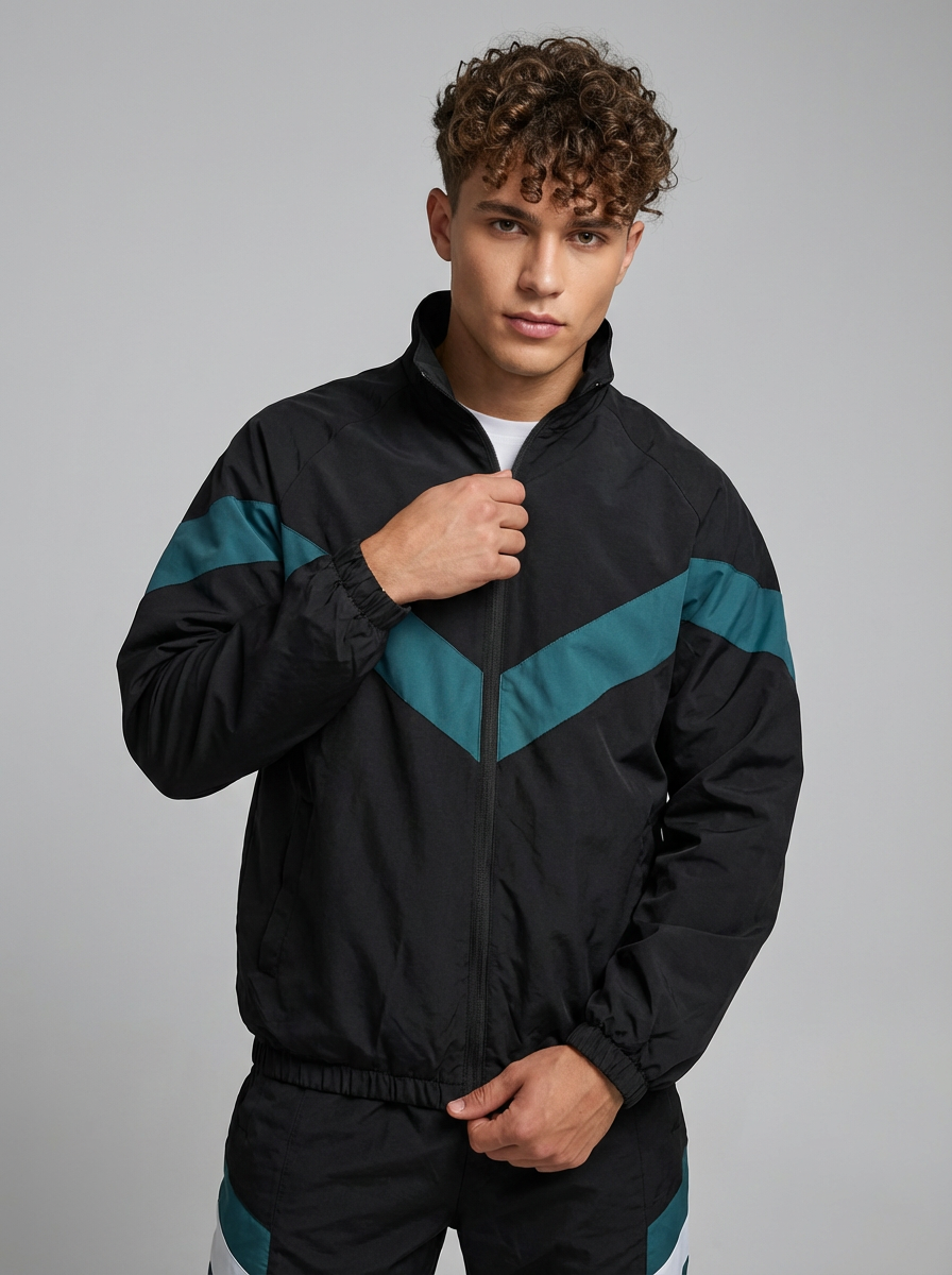 Толстовка спортивная