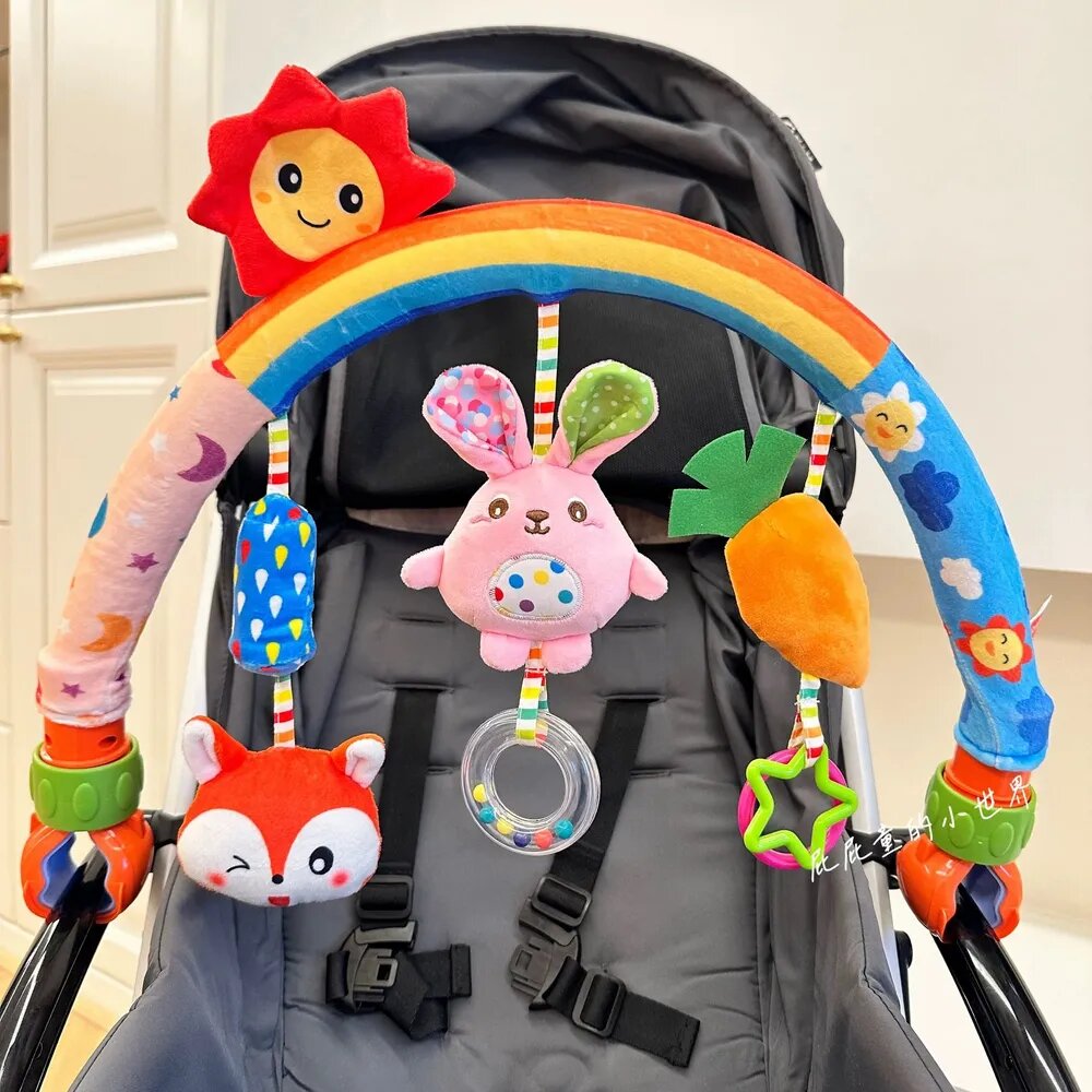 Игровая дуга с развивающими игрушками для новорожденных малышей для колясок, кроваток и стульчиков, гибкая, с шуршащими элементами, пищалкой, погремушкой