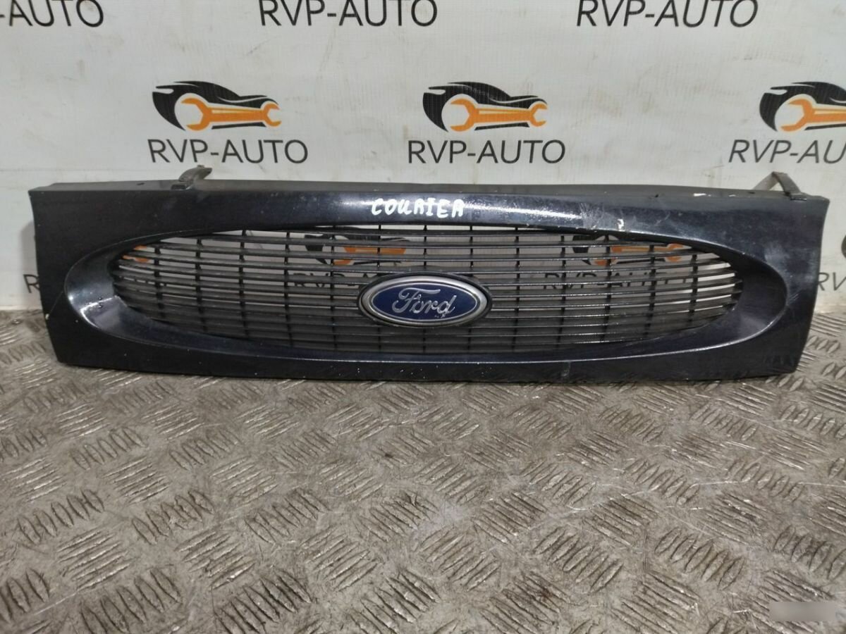 Решетка радиатора Ford Courier 1991-2002