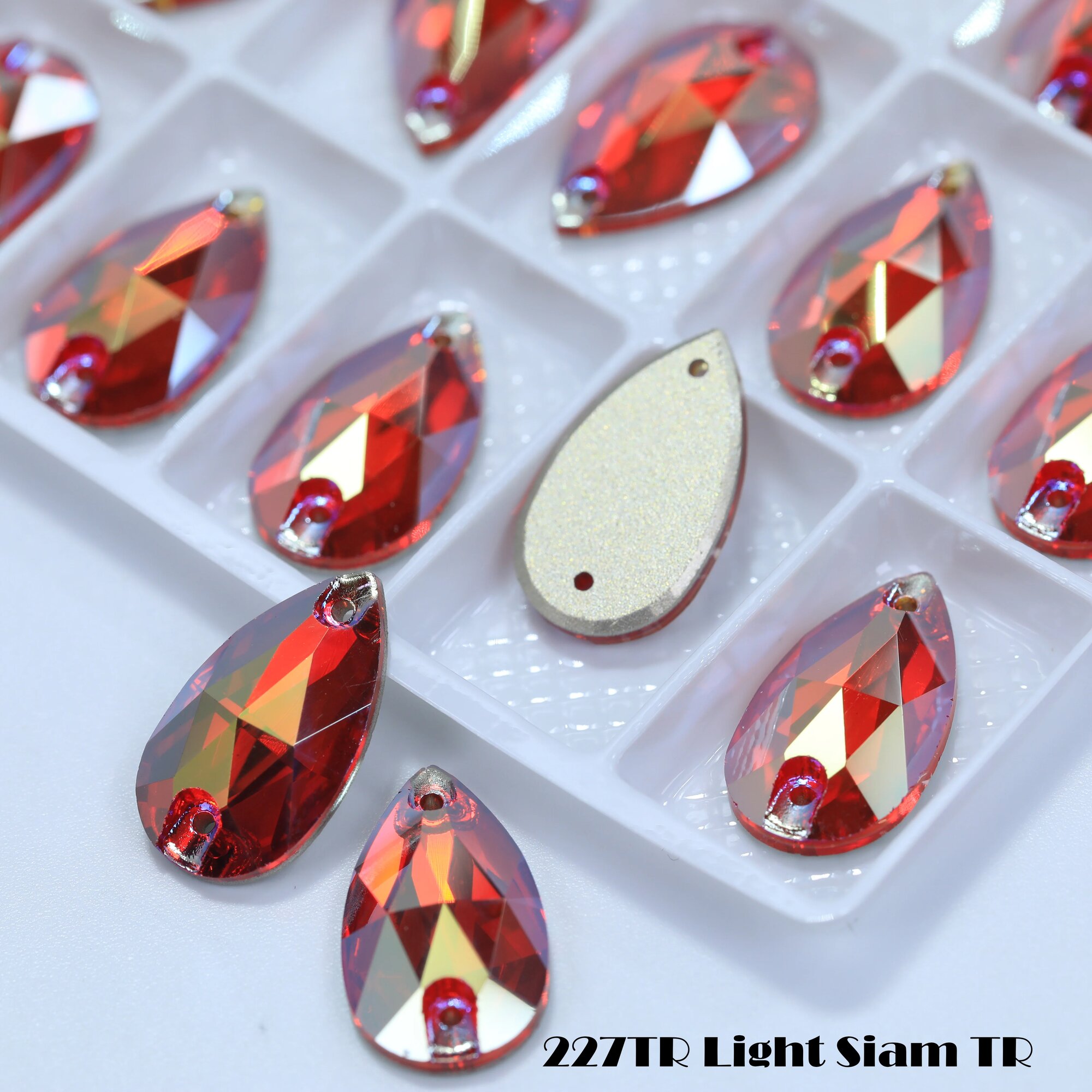 Стразы Drop 227TR Light Siam TR, 10мм/14мм, 36шт
