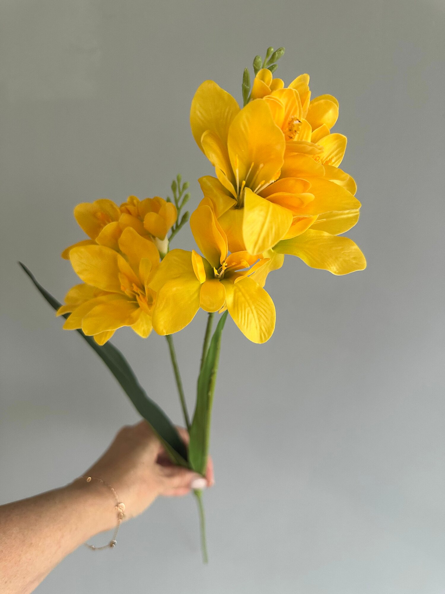 Фрезия желтая 63 см, силикон