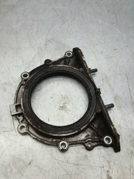 Крышка коленвала Nissan Primera P11 GA16DE 1995 задн. (б/у)