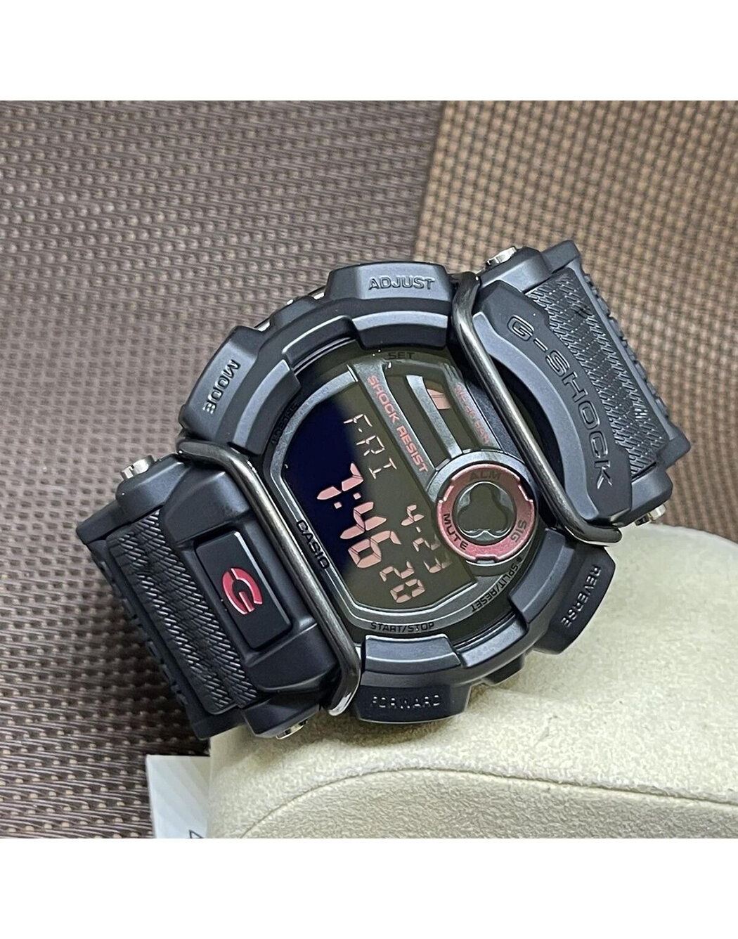 Наручные часы G-Shock