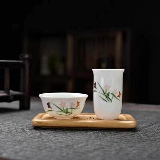 2 чайные пиалы + чайный поднос